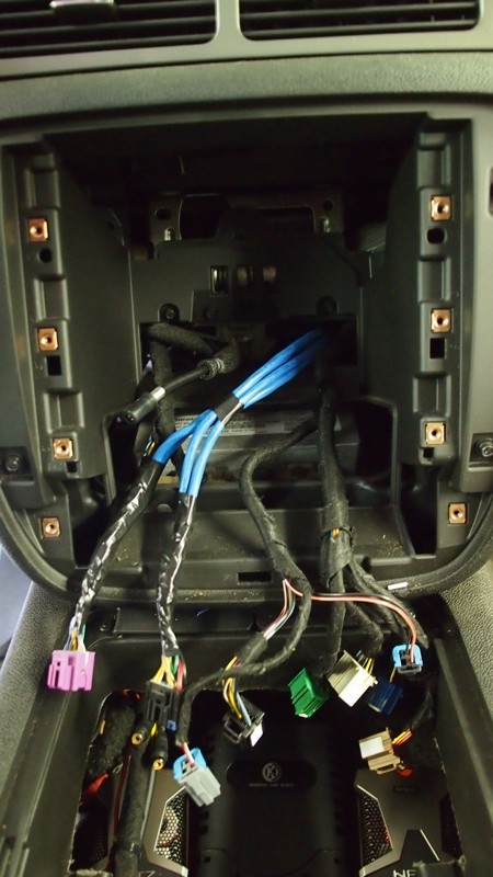 Chevy Suburban Speaker Issue Leads to Speaker Upgrade and Amplifier