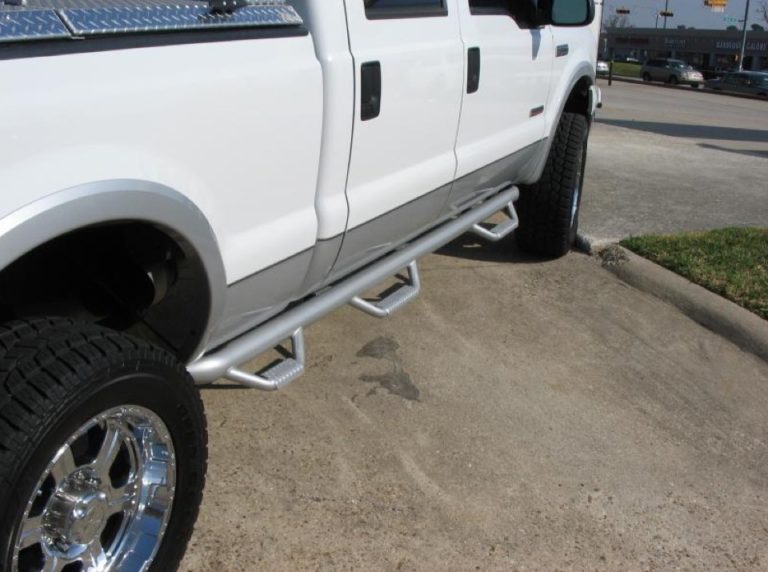 Truck Step Bars | Mobile Edge | Lehighton, Pennsylvania