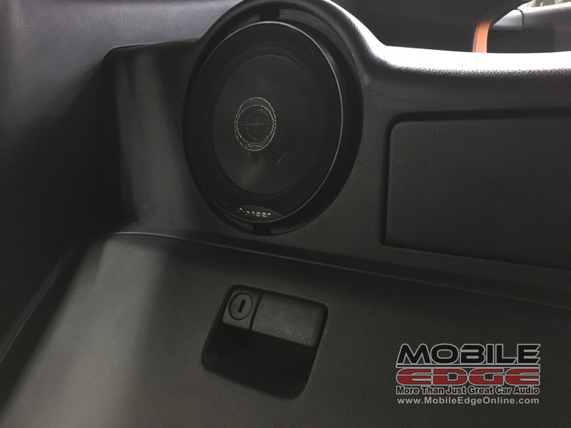 Tamaqua Client Comes to Mobile Edge for Nissan 350Z Stereo Upgrade
