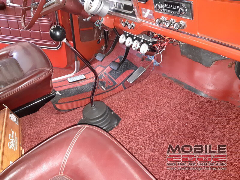 Custom Center Console and Audio System for Ford F-100 Ranger