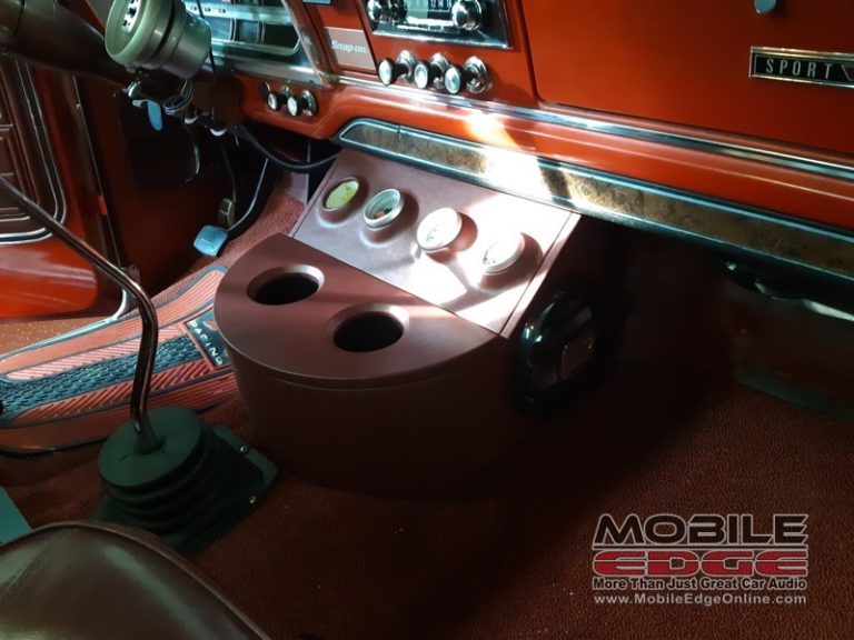 Custom Center Console and Audio System for Ford F-100 Ranger