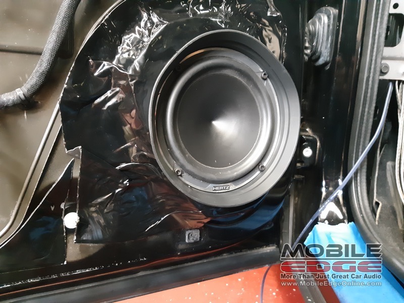 Custom Stereo System for Dodge Challenger from Tamiment