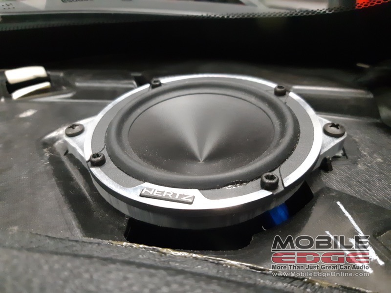 Custom Stereo System for Dodge Challenger from Tamiment