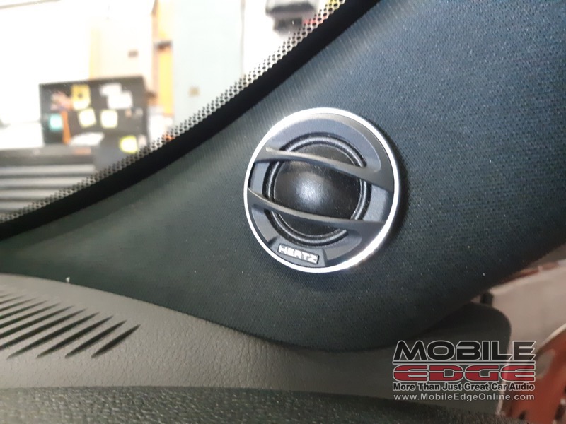 Custom Stereo System for Dodge Challenger from Tamiment