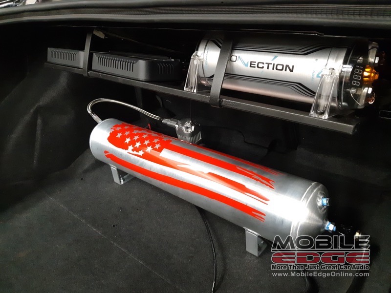 Custom Stereo System for Dodge Challenger from Tamiment