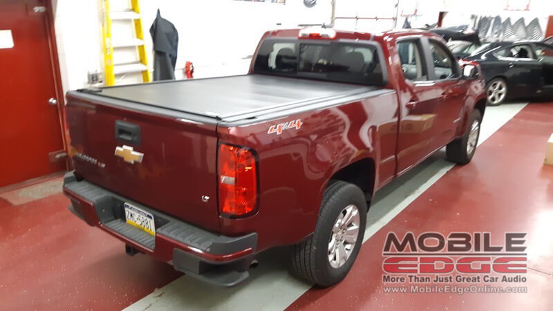 Retrax Bed Cover Upgrade Protects Cargo on 2019 Chevrolet Colorado