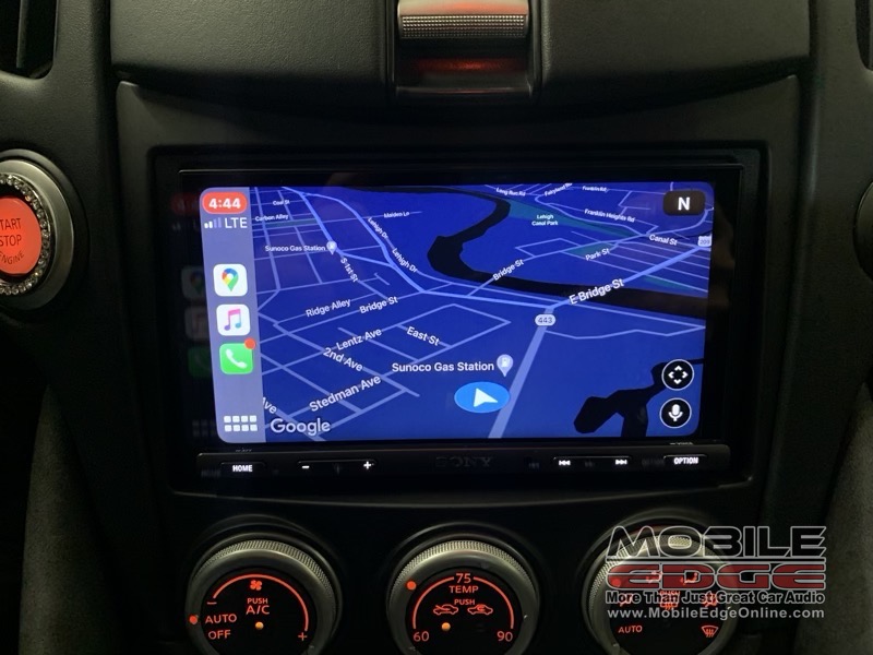 Sony Radio Adds Smartphone Handsfree Control to a 2010 Nissan 370Z