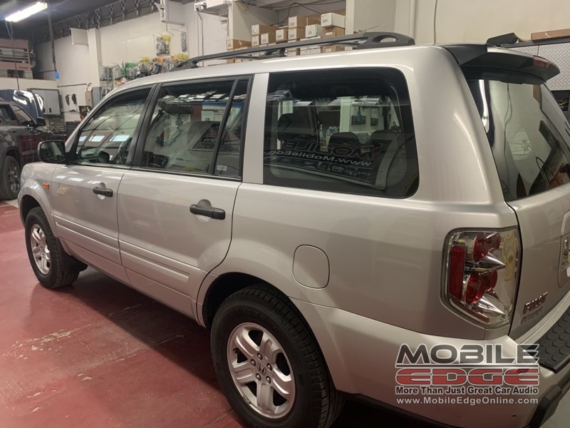 Extremely Dark 3M Color Stable Window Tint Added to 2006 Honda Pilot