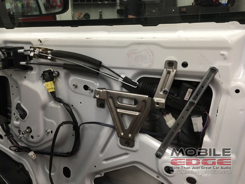 2016 Nissan Frontier Gets Remote Start and Convenience Upgrades